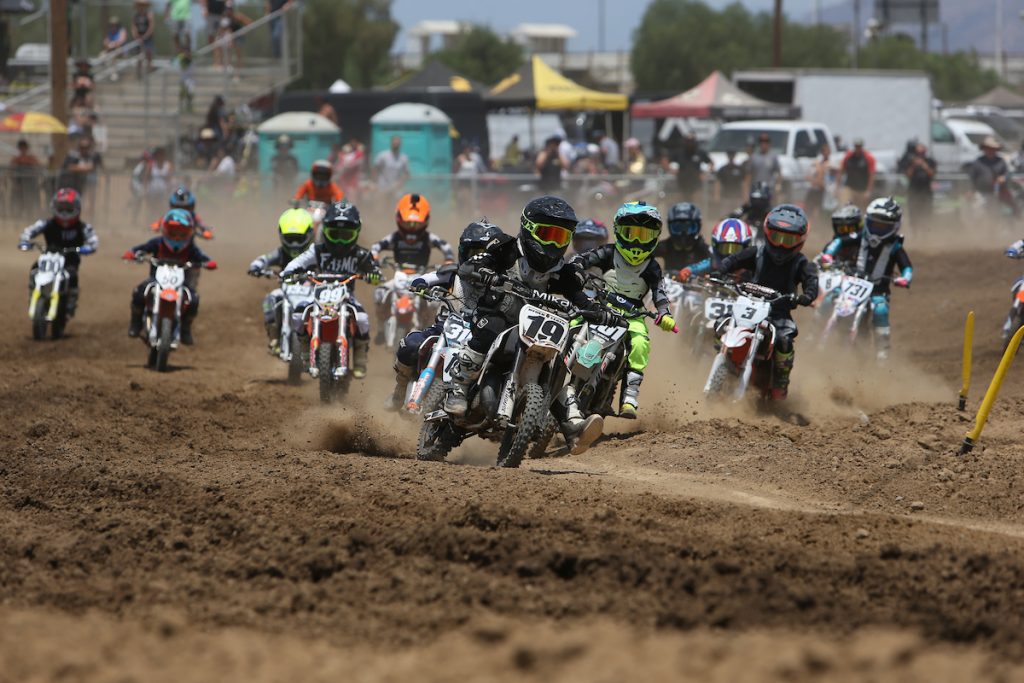 The AMSOIL Swapmoto Race Series - AMSOIL Blog - Canada
